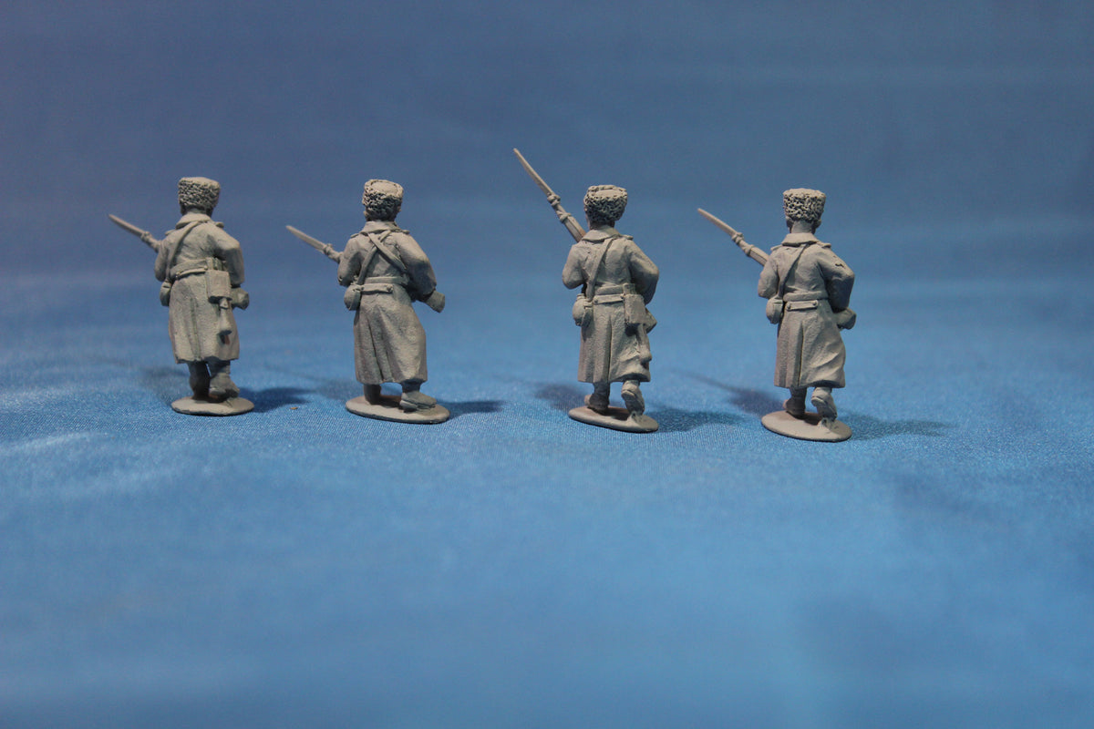 Russian Infantry Advancing (Winter) – Wee Wolf Miniatures